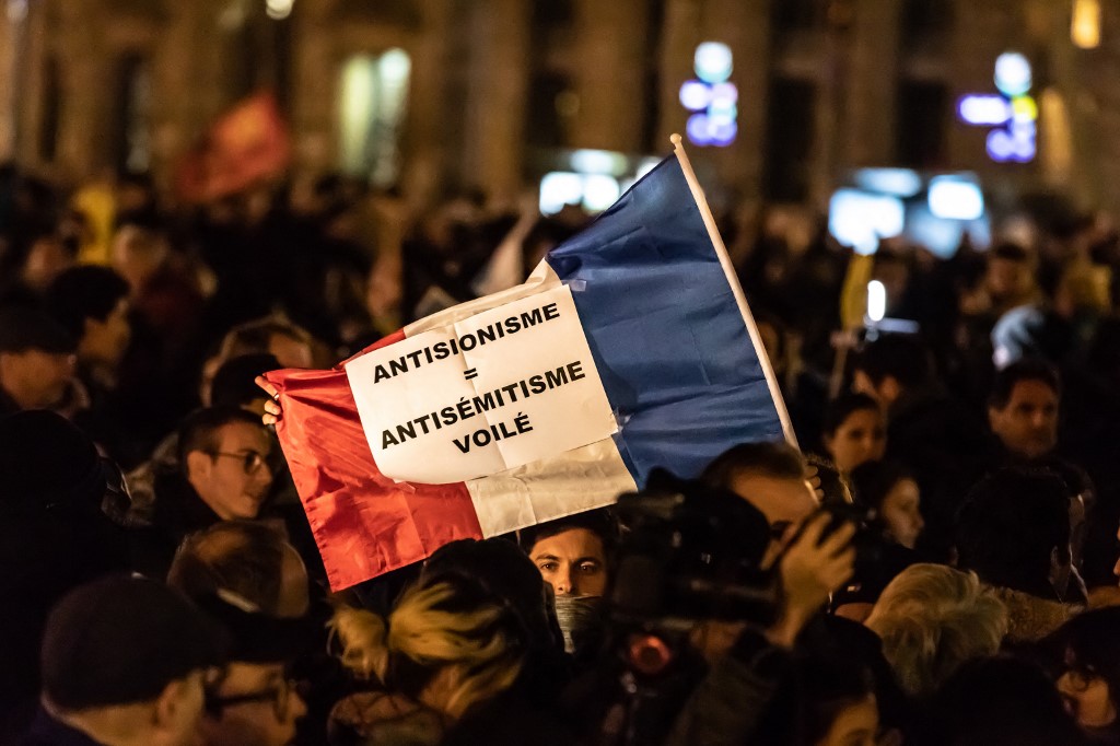 Des intellectuels juifs appellent les députés à ne pas confondre l ...