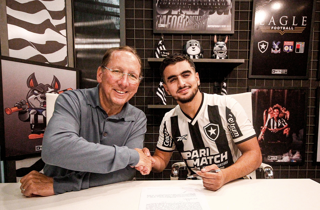 Un footballeur marocain signe au club brésilien de Botafogo