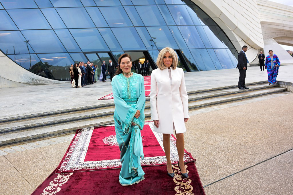 La Princesse Lalla Hasnaa et Mme Macron inaugurent le Théâtre Royal de ...